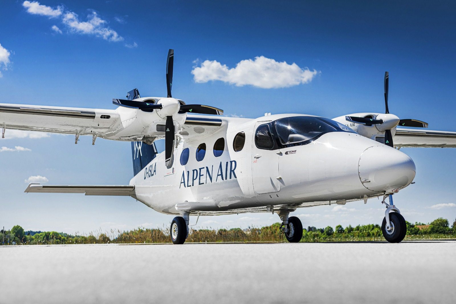 Leads Urban Air Mobility with eVTOL Innovation | Riderzone